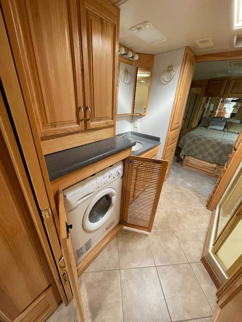 2007 39' Airstream Motorhome For Sale In Jefferson City, Missouri ...