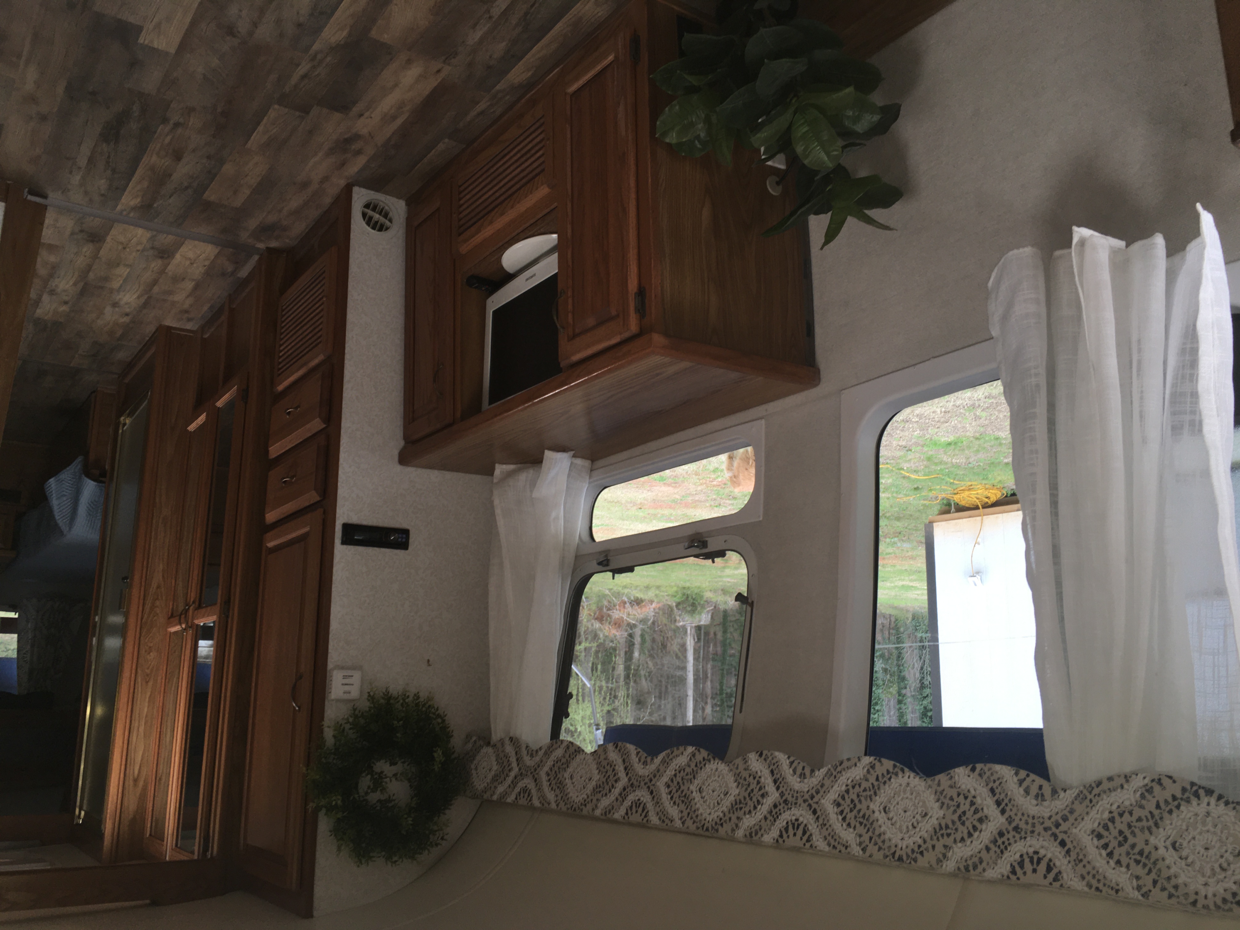 1998 Airstream 34FT Excella 1000 For Sale in Walhalla - Airstream ...