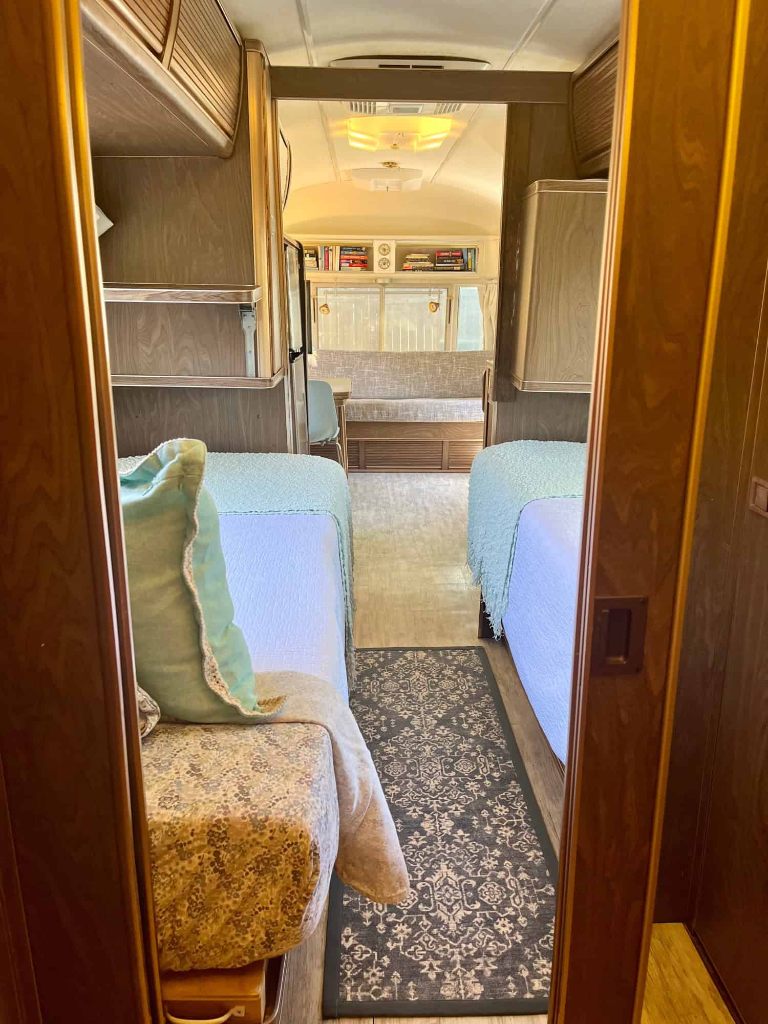 1975 25' Land Yacht For Sale In austin, Texas - Airstream Marketplace