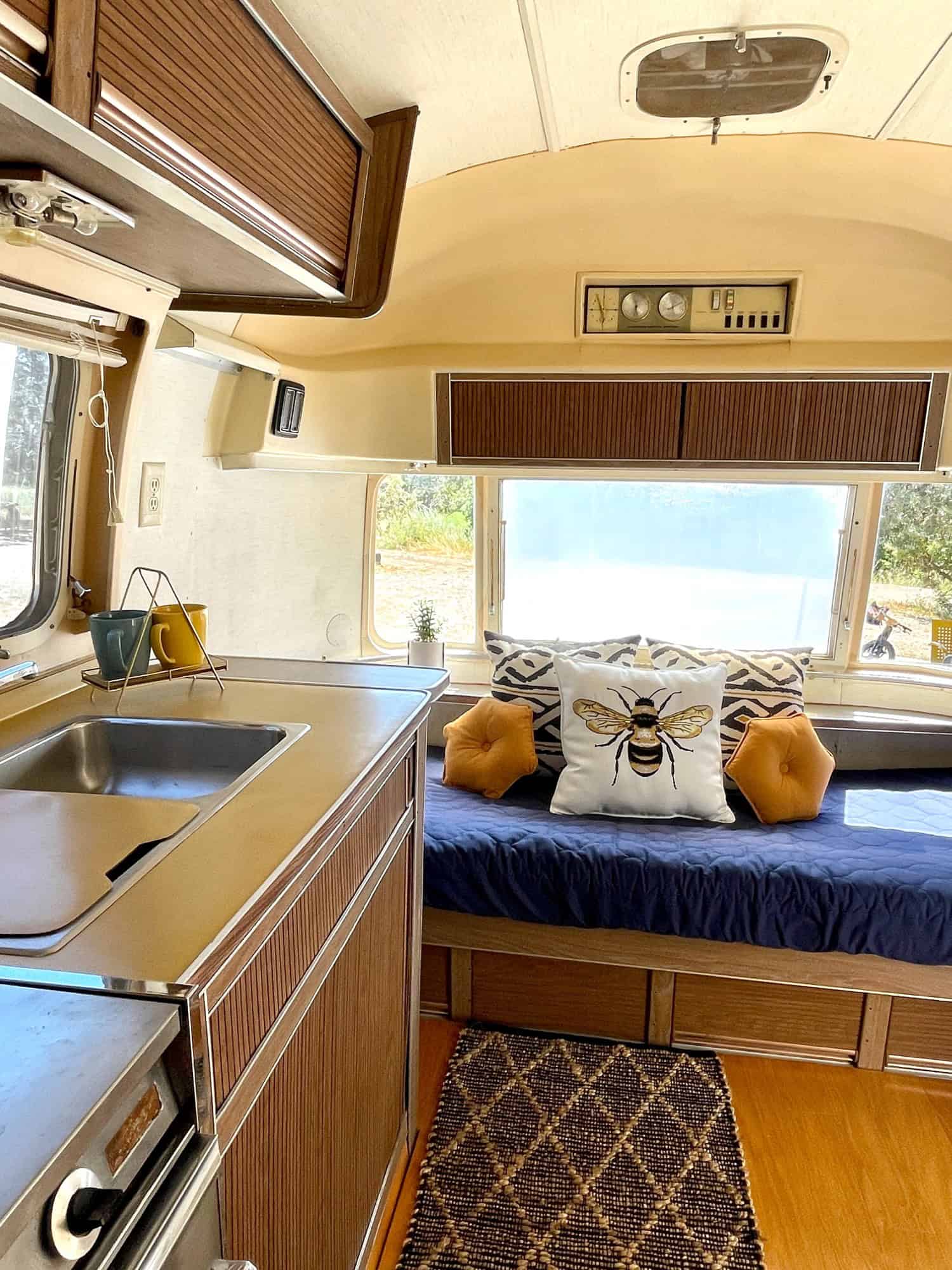 1971 23' Land Yacht For Sale In Ignacio, Colorado - Airstream Marketplace