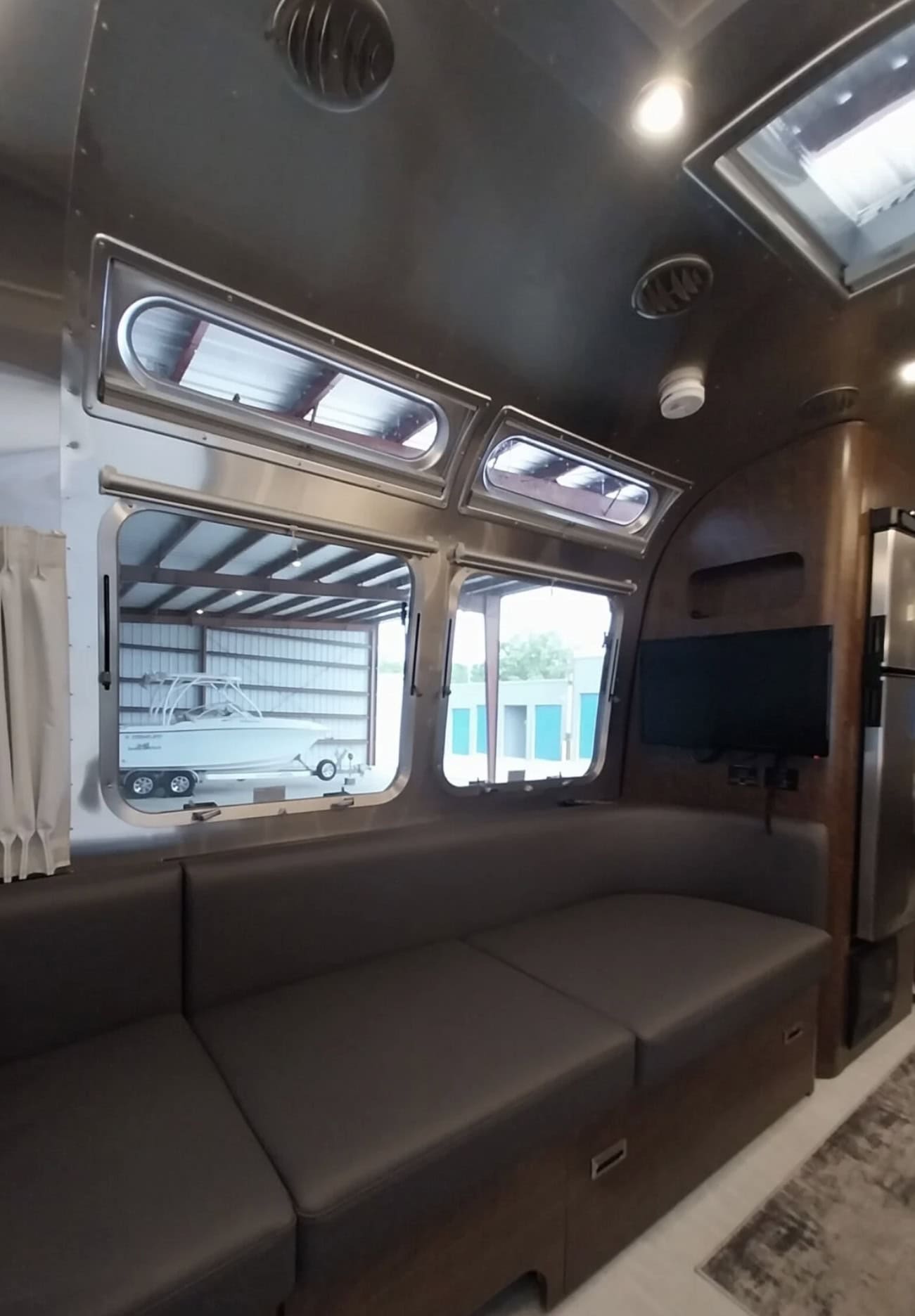 2023 27' Globe Trotter For Sale In Lake Worth, Florida - Airstream ...