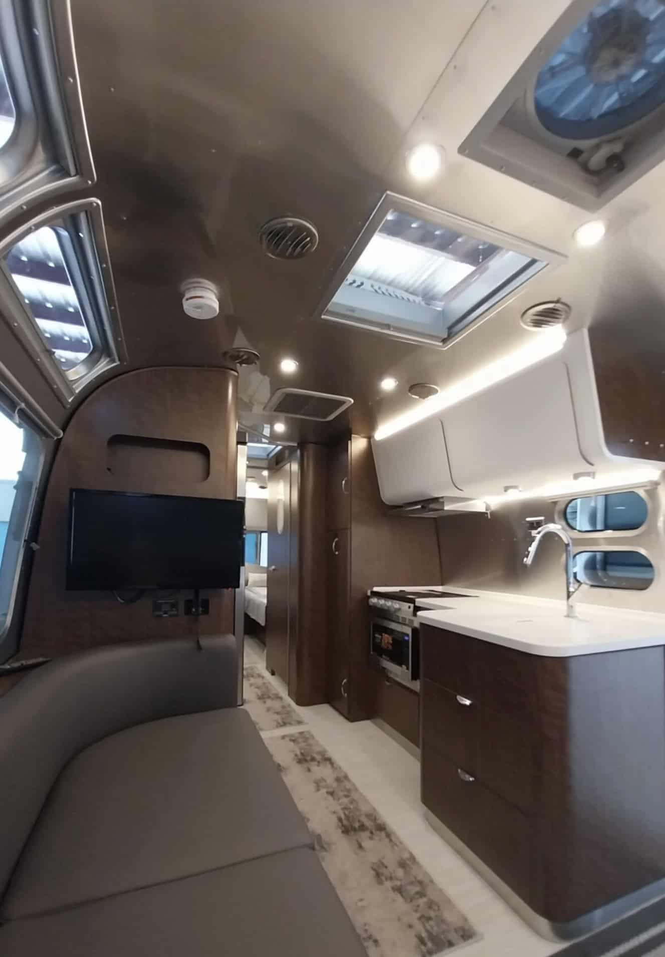 2023 27' Globe Trotter For Sale In Lake Worth, Florida - Airstream ...