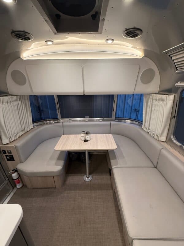 2022 27' Globe Trotter For Sale In Austin, Texas - Airstream Marketplace