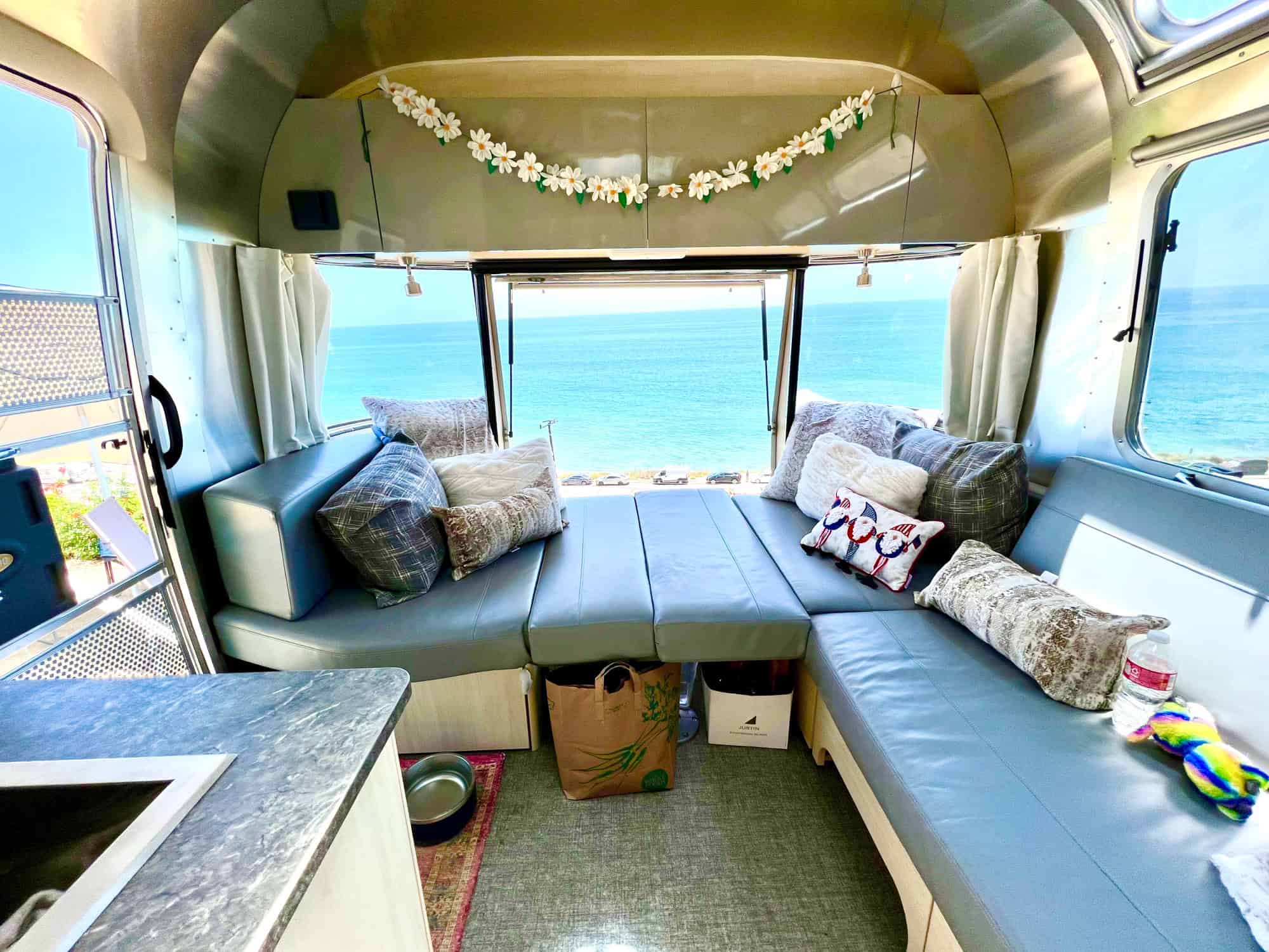 2023 27' Flying Cloud For Sale In Pasadena, California - Airstream ...