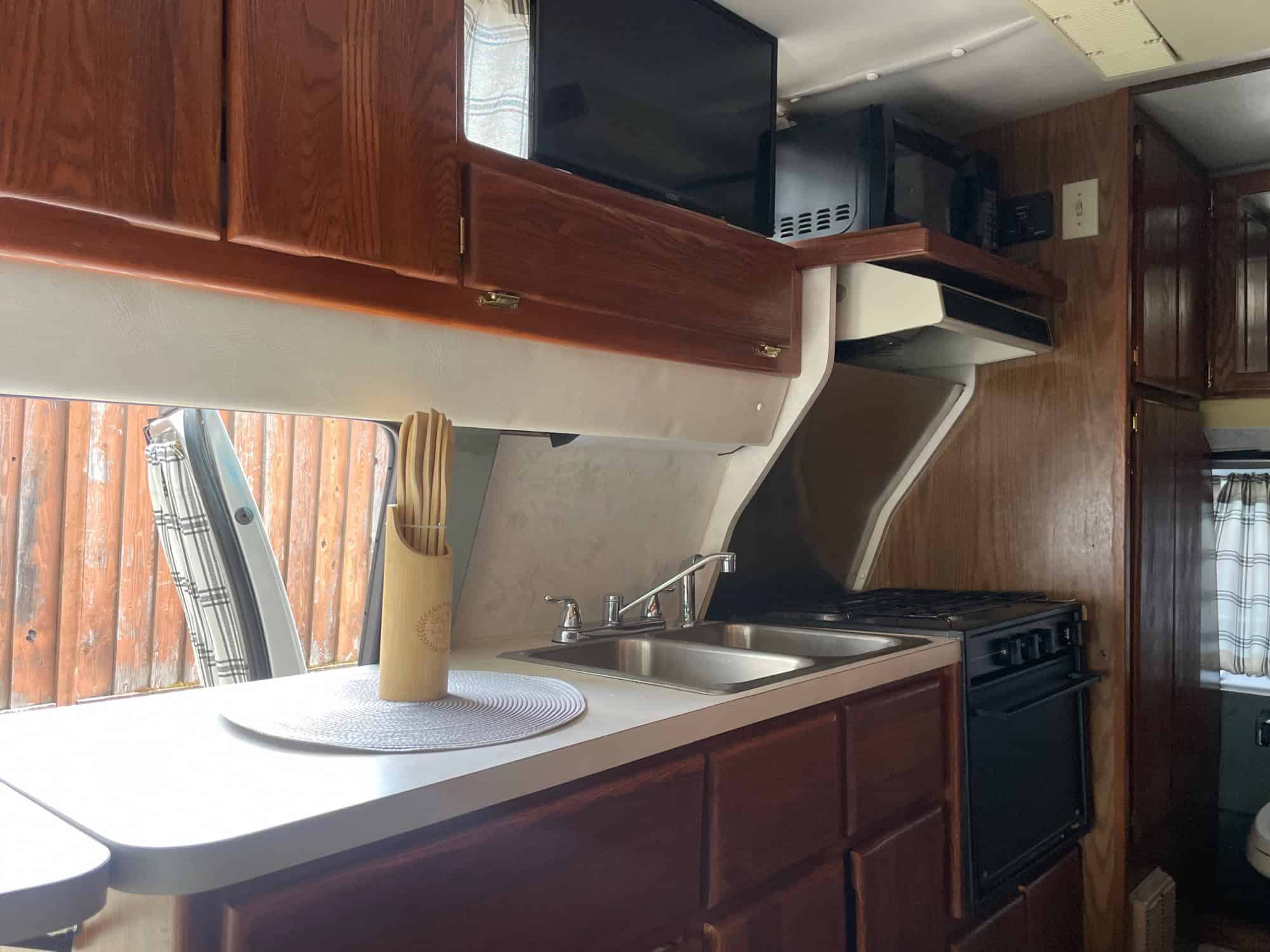1996 19' B-190 For Sale In San jose, California - Airstream Marketplace