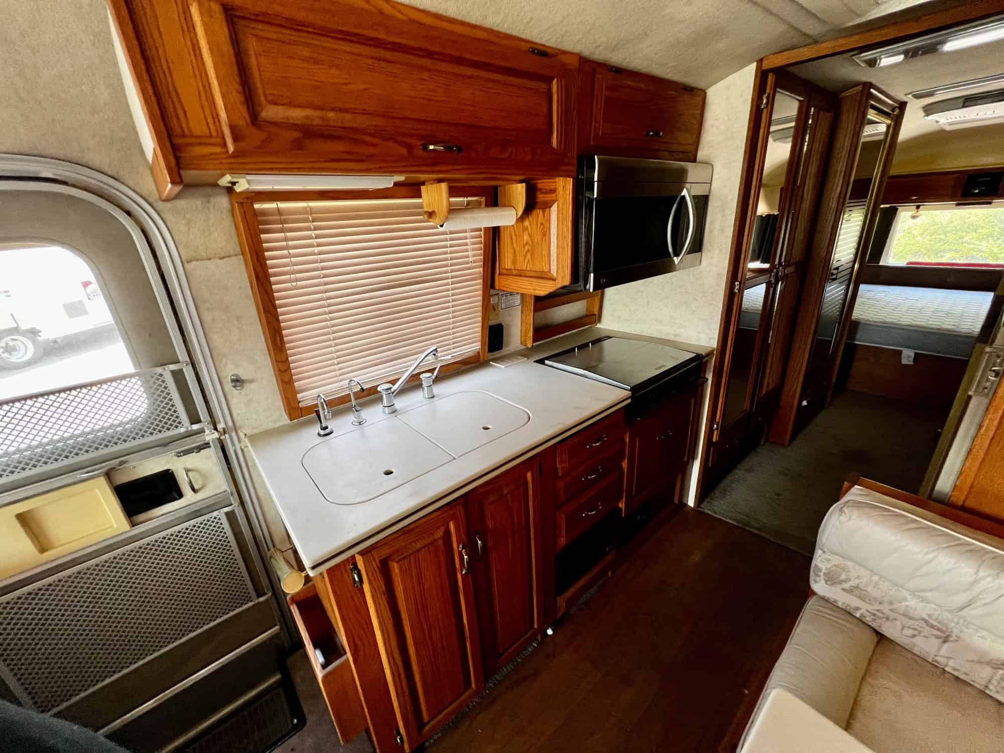 1992 35' Airstream Motorhome For Sale In Hilliard, Ohio - Airstream ...