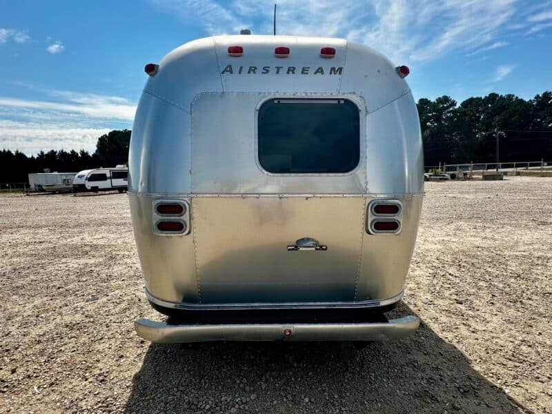 2002 22' International For Sale In 9325 Poole Rd, North Carolina - Airstream Marketplace
