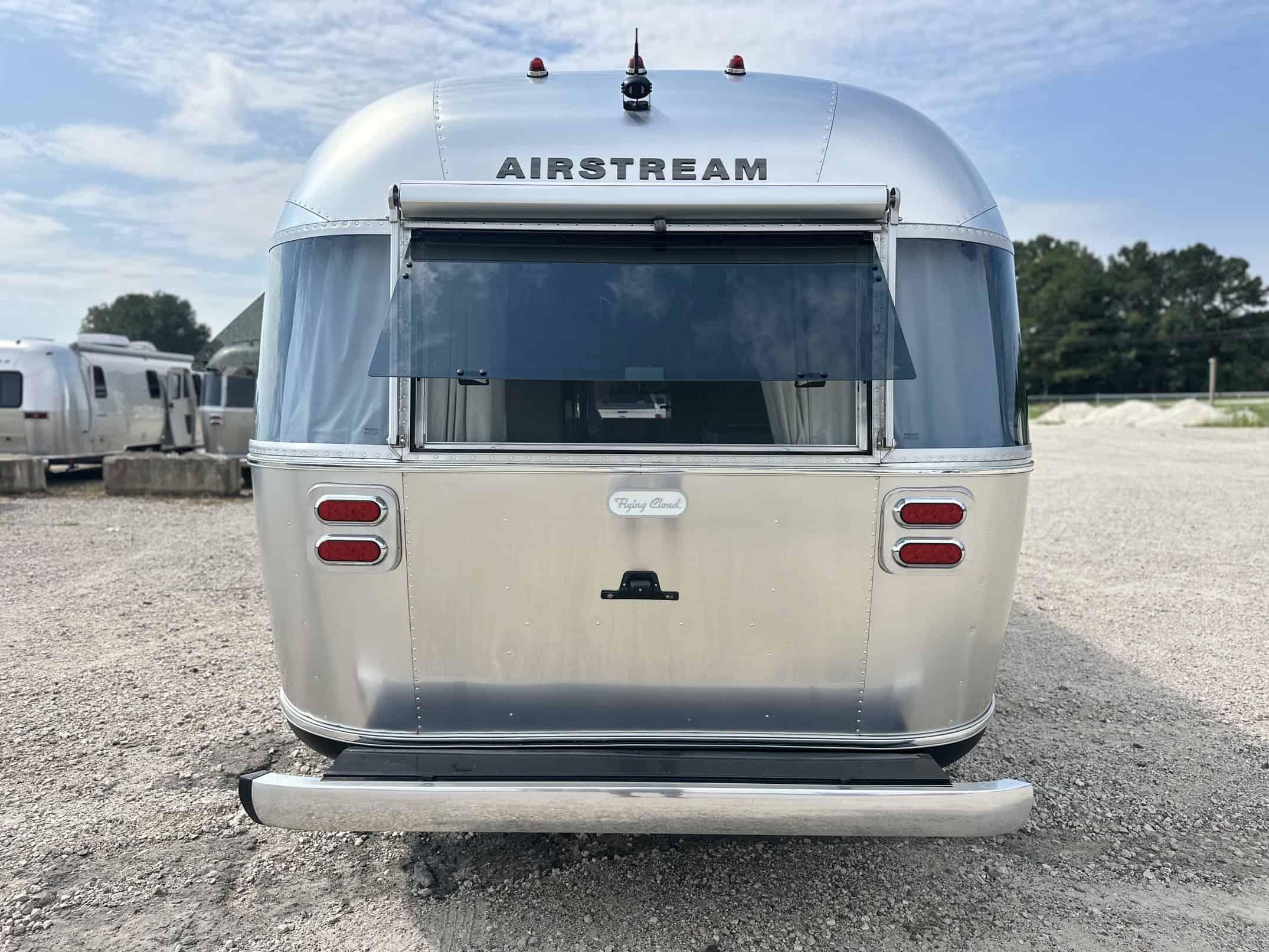 2022 Airstream Flying Cloud 27FB Twin Bunk - Airstream Marketplace