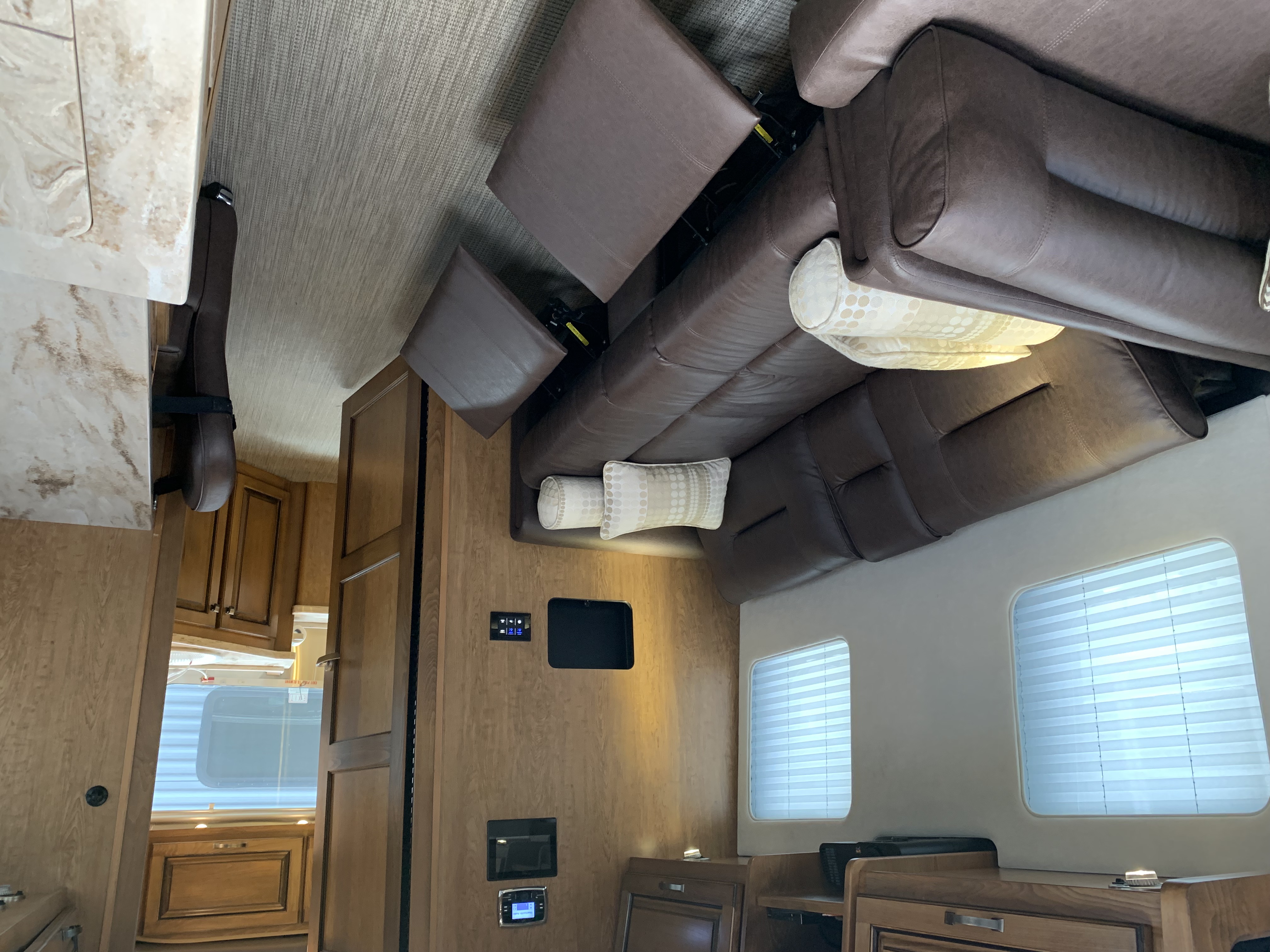 2018 33FT Classic For Sale In Panama City, Florida - Airstream Marketplace