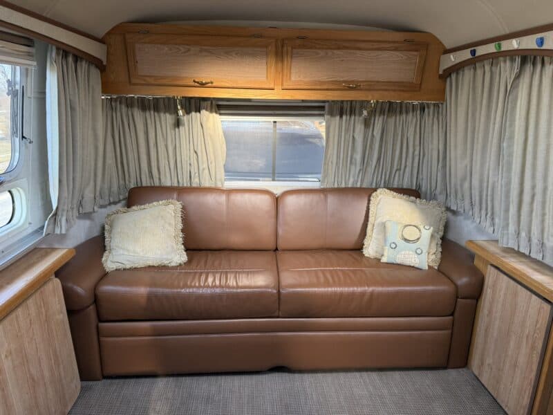 2004 28' Classic For Sale In Bristow, Virginia - Airstream Marketplace