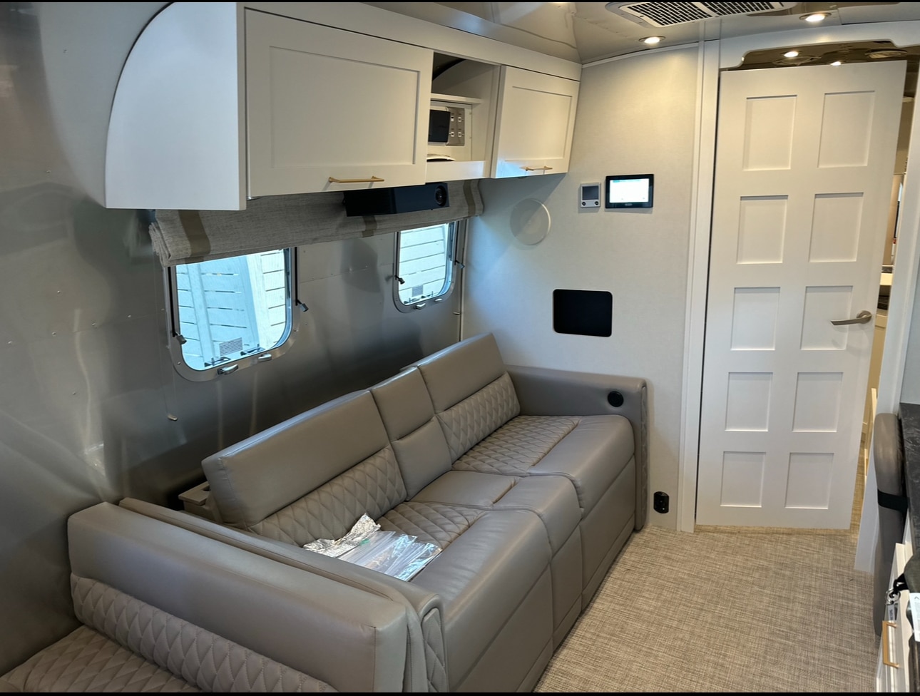 2023 33FT Classic For Sale In Bluffton, South Carolina - Airstream ...