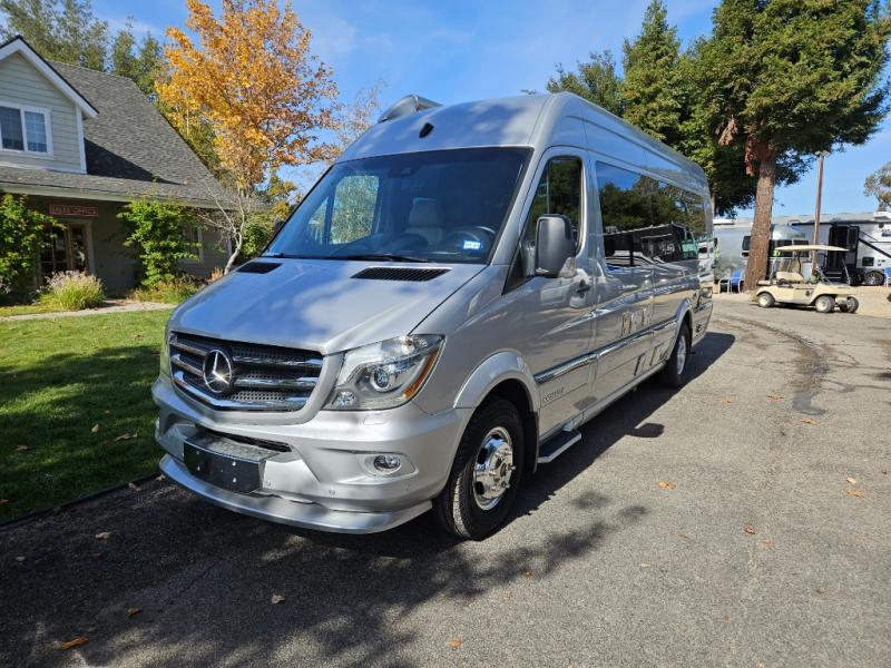 2019 24' Tommy Bahama Interstate For Sale In Paso Robles, California ...