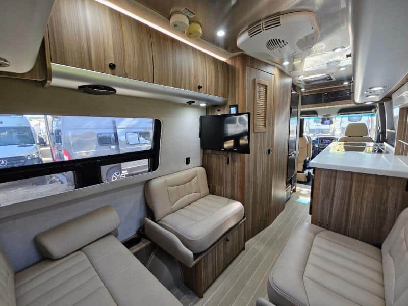 2019 24' Tommy Bahama Interstate For Sale In Paso Robles, California ...
